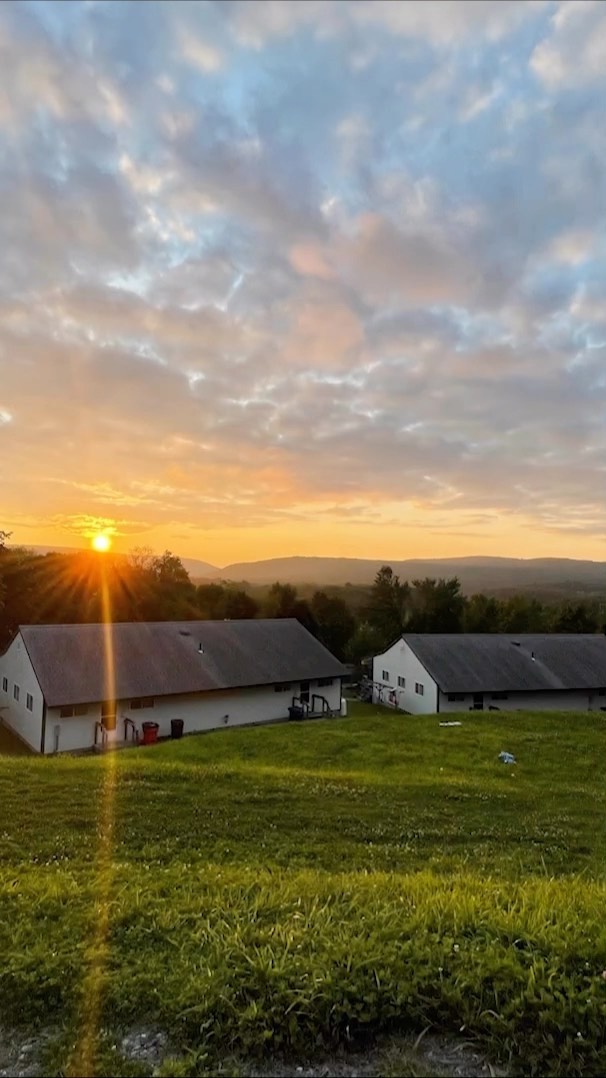 Visit Us - Crane Lake Camp